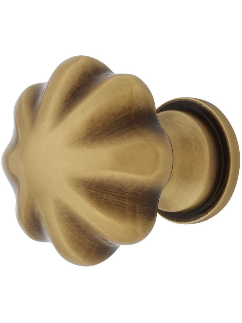 Colonial Revival Cabinet Knob - 1 1/4" Diameter | House of Antique Hardware