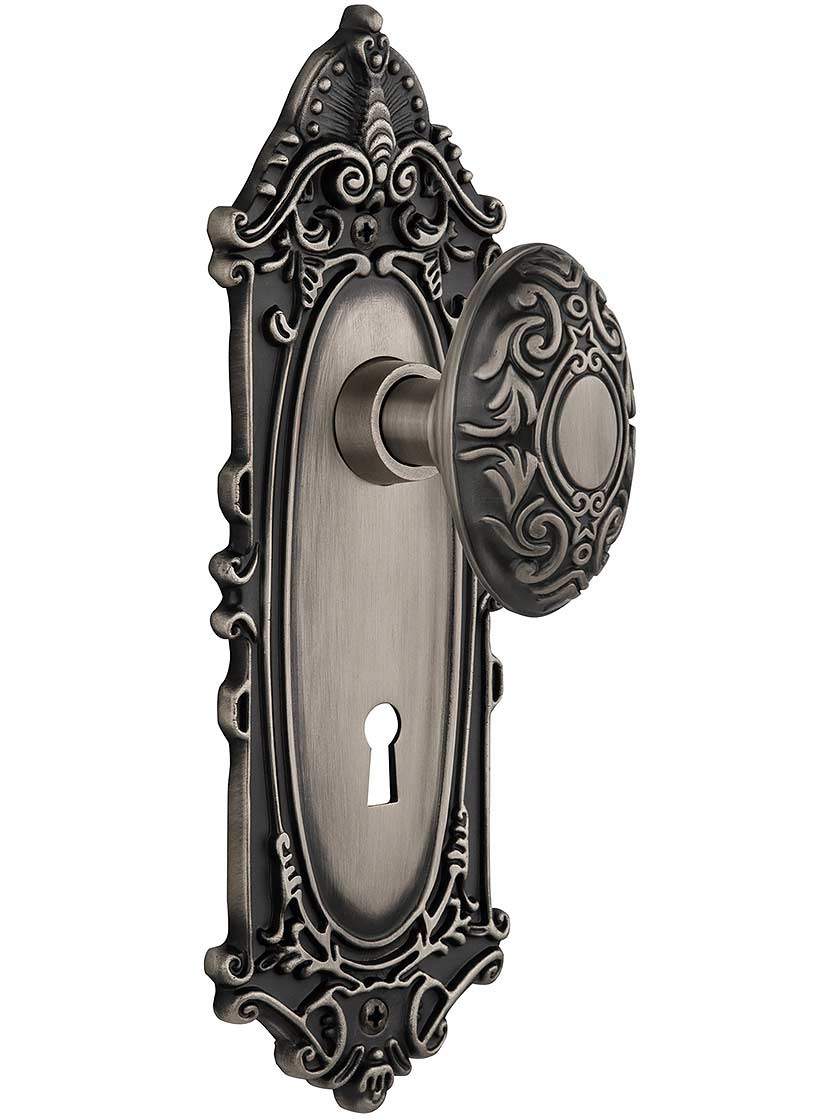 Largo Door Set with Decorative Oval Knobs and Keyhole | House of ...